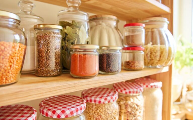 10 Frugal Kitchen Hacks to Save Money